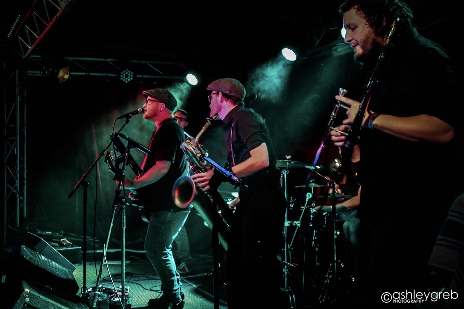 operation-offbeat-monkey-club-hamburg-27 | The Musical Hype